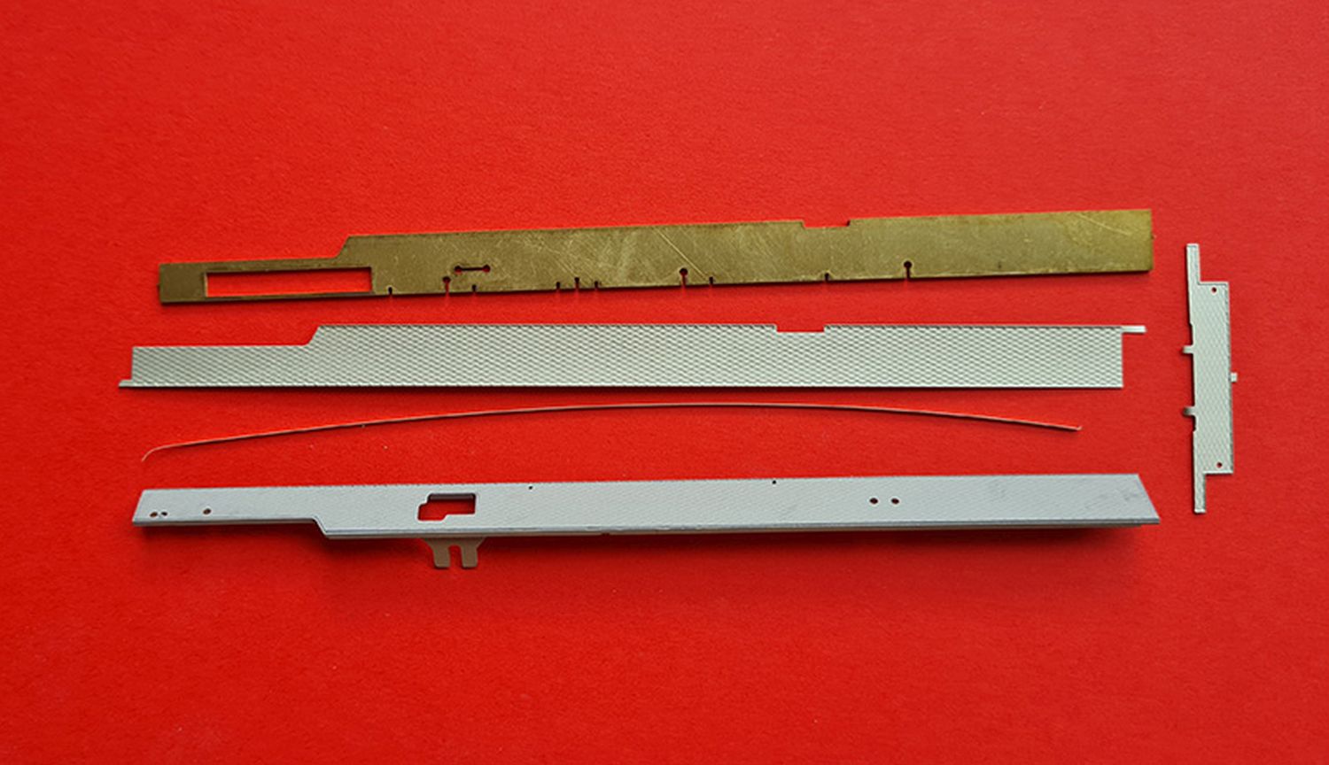 MMC 670171 - Umlauf links & rechts und Pufferbohlenabdeckung für 19.0 Reko