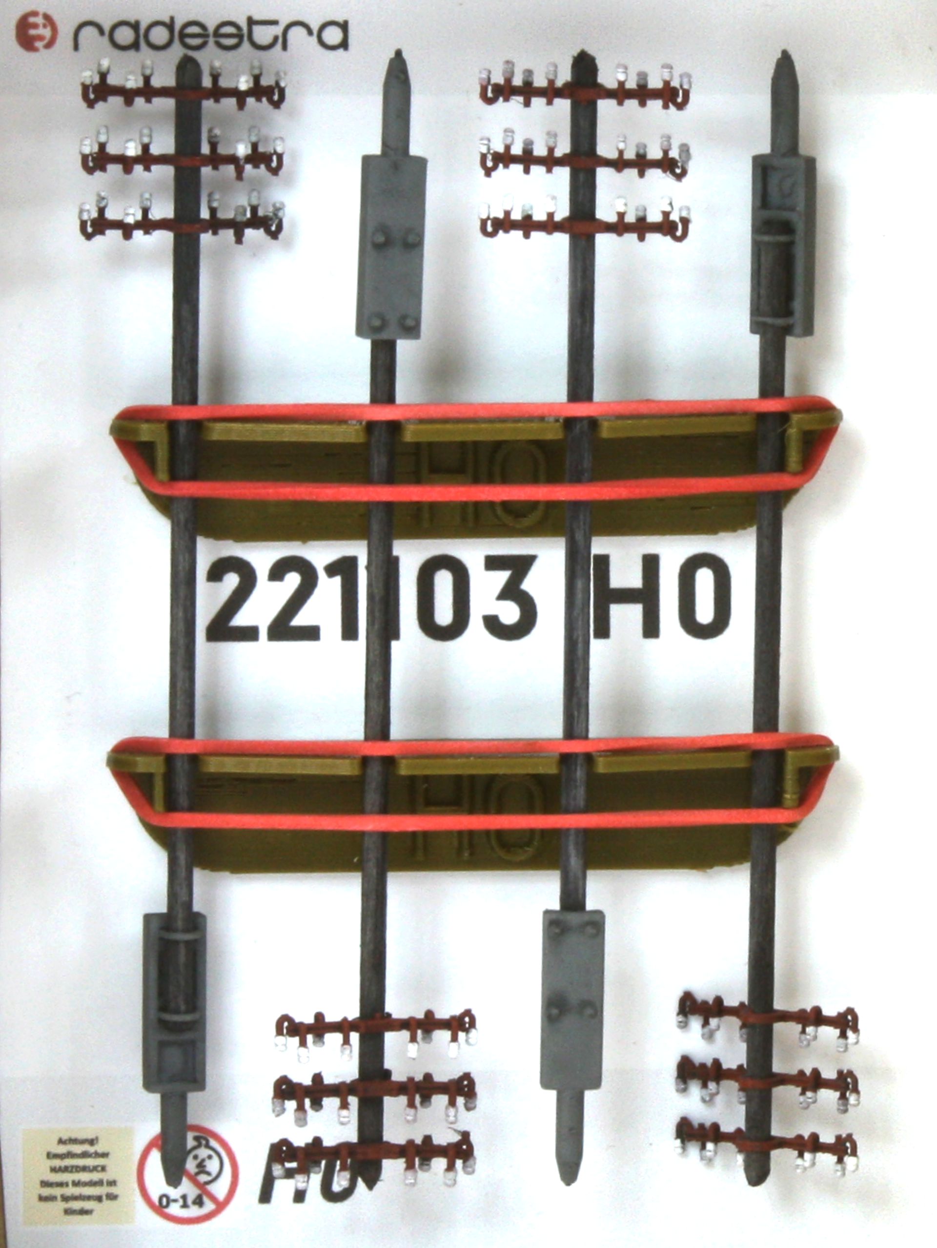 Radestra 221103 - 4 Telegrafenmasten mit 3 Querträgern